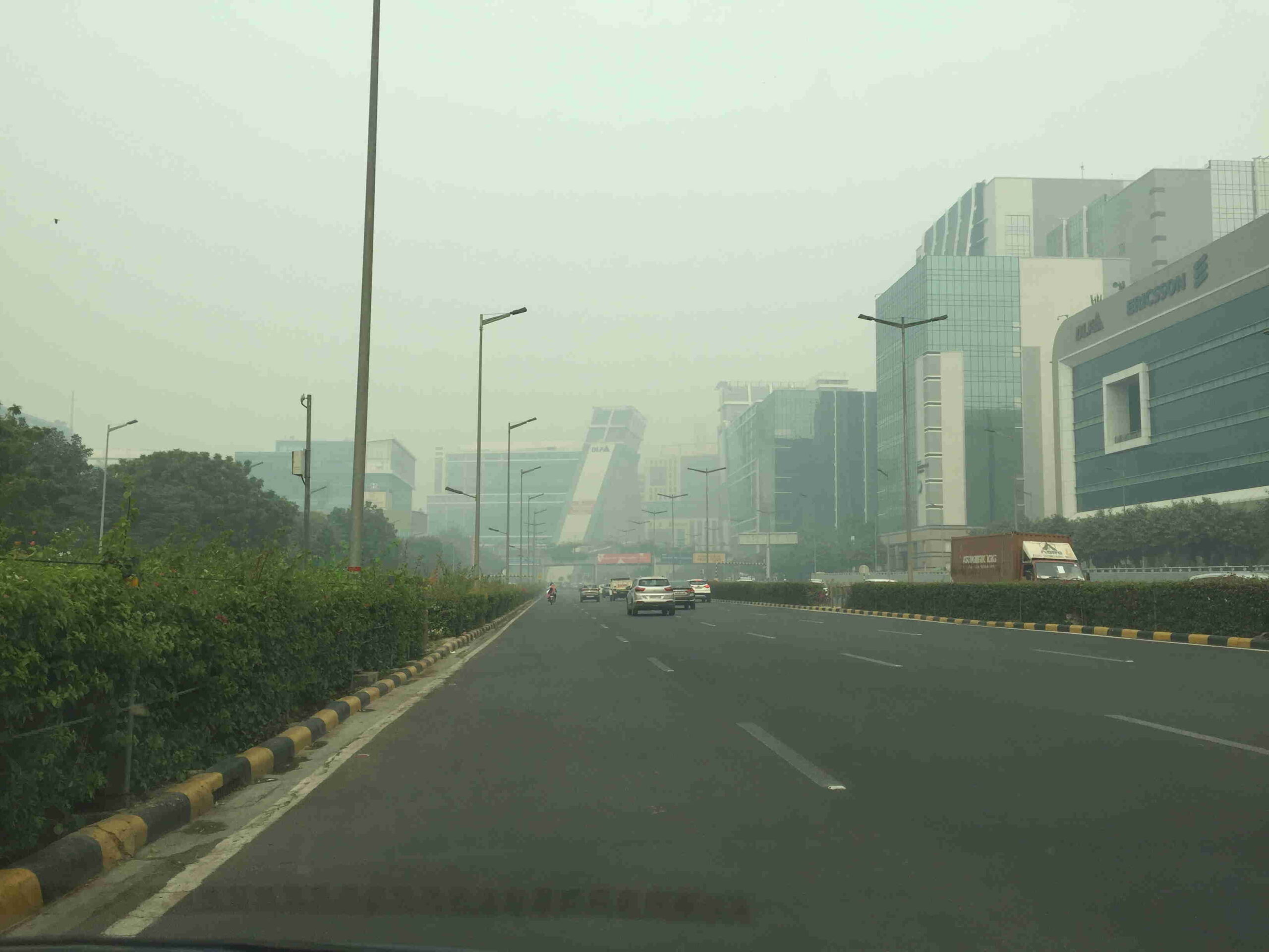 Gurugram air pollution is off charts today and thick blanket of smog ...